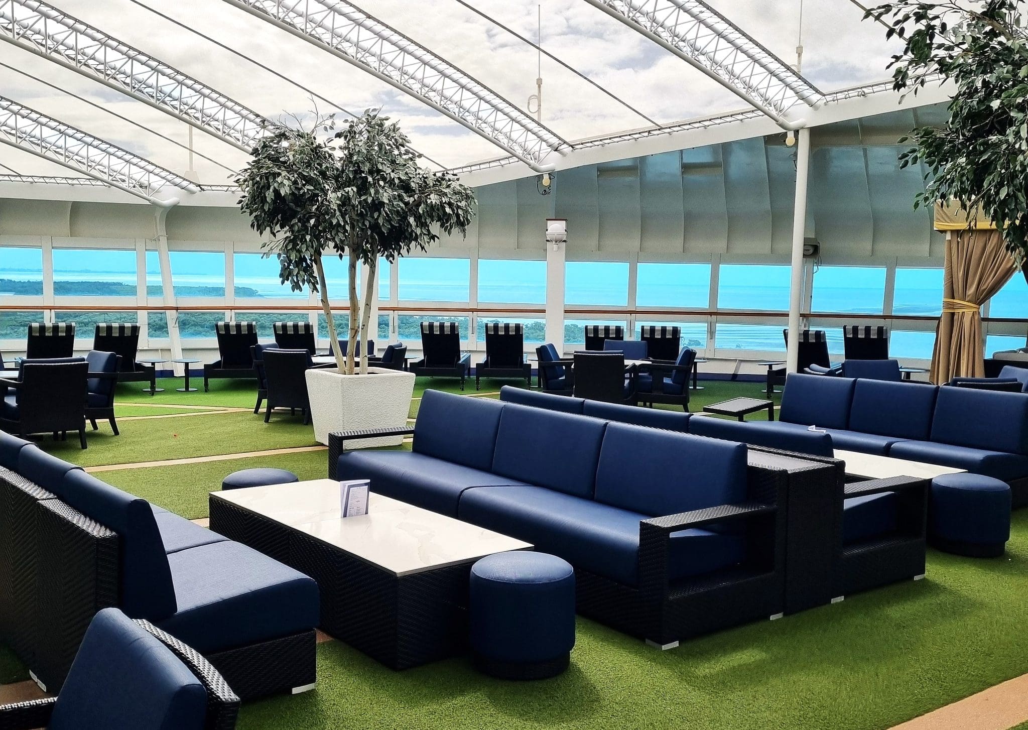 What actually changed when P&O became Carnival: Byron Beach Club ...