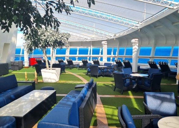 What actually changed when P&O became Carnival: Byron Beach Club ...